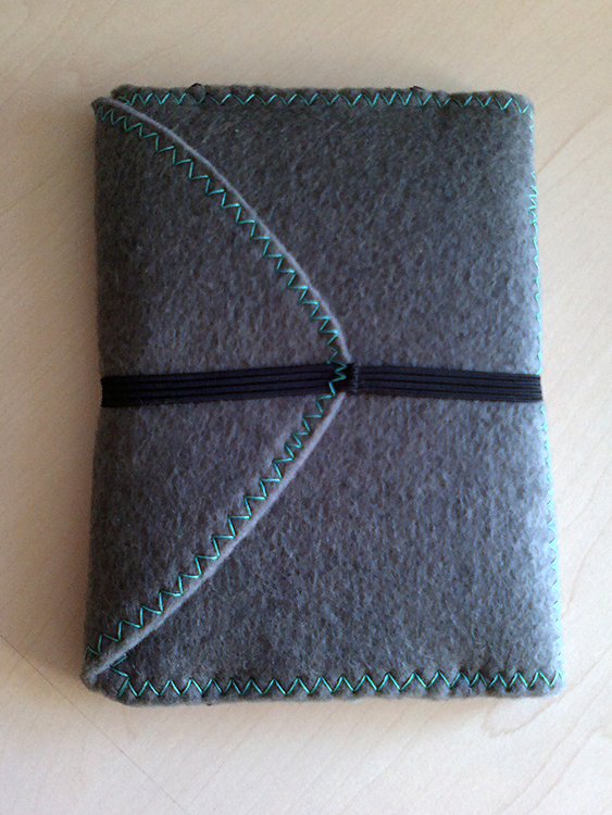 mannā: e-reader/pad felt case