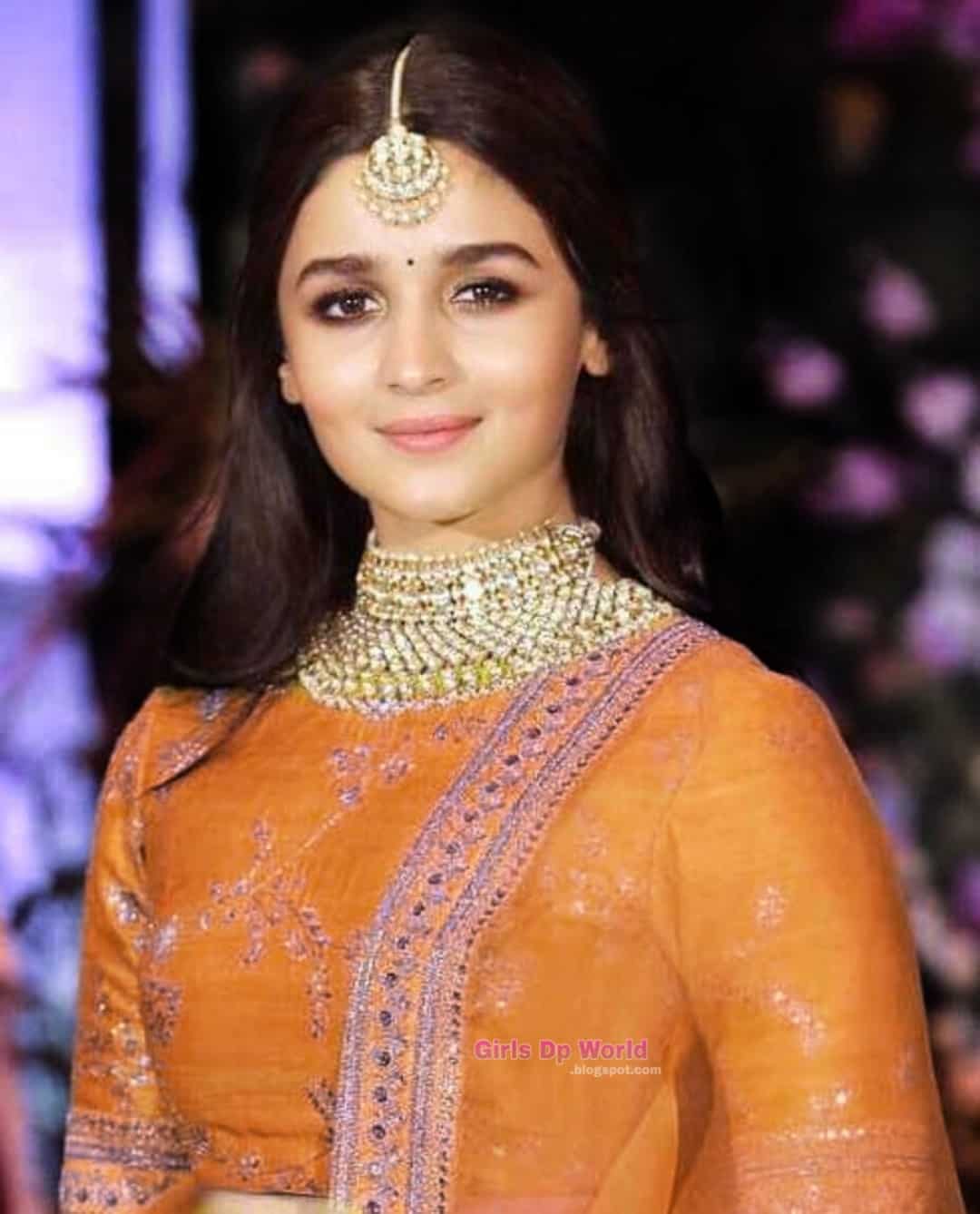 Alia Bhatt Photos Hd | Alia Bhatt Dp Images | Alia Bhatt Latest ...