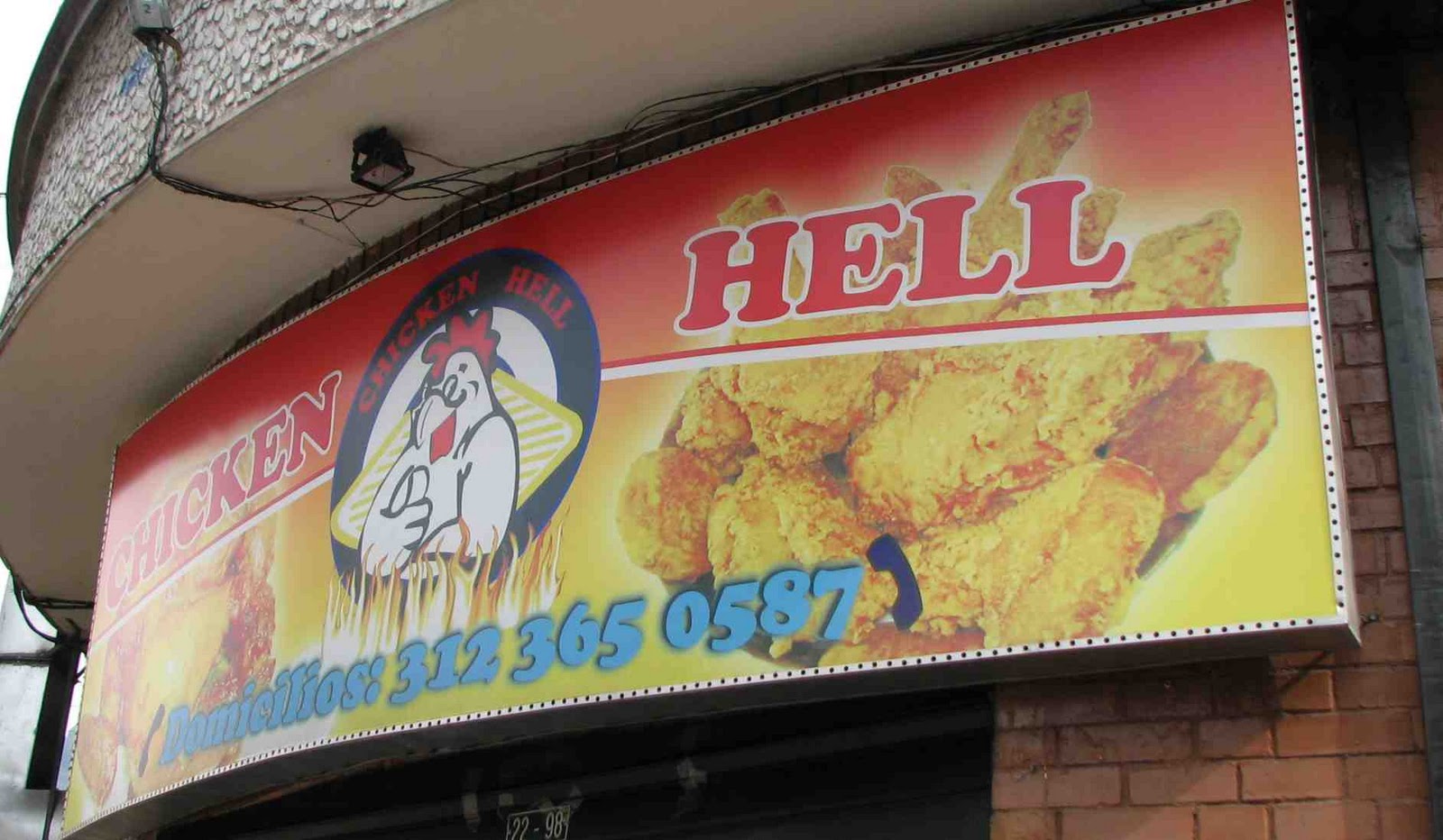 Mike's Bogota Blog: English a la Colombiana