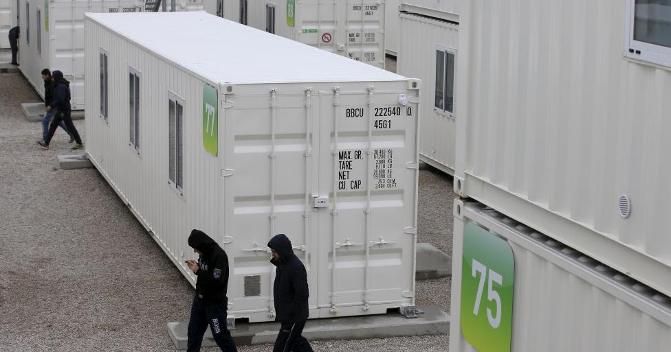 Migrant Crisis : A migrant shelter made from containers - World Politics