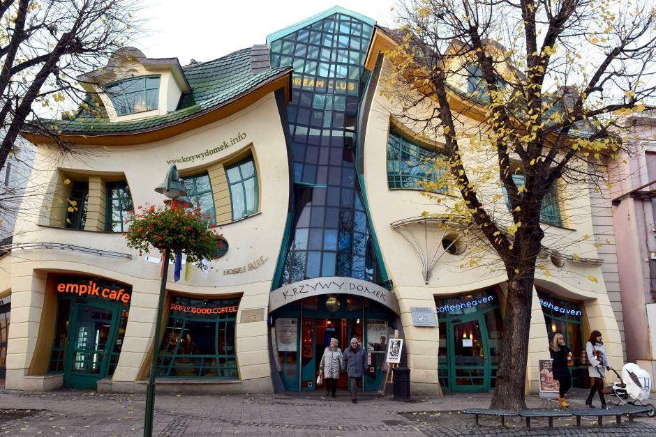 World's Amazing Crooked Building - You Never Seen Before - Style Hunt World