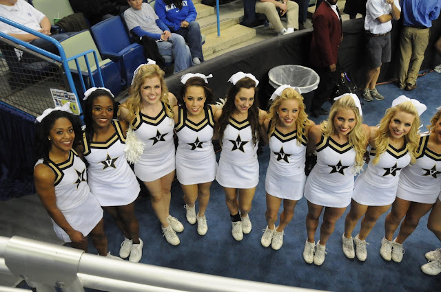 NFL and College Cheerleaders Photos: Vanderbilt Cheerleaders Ready For ...