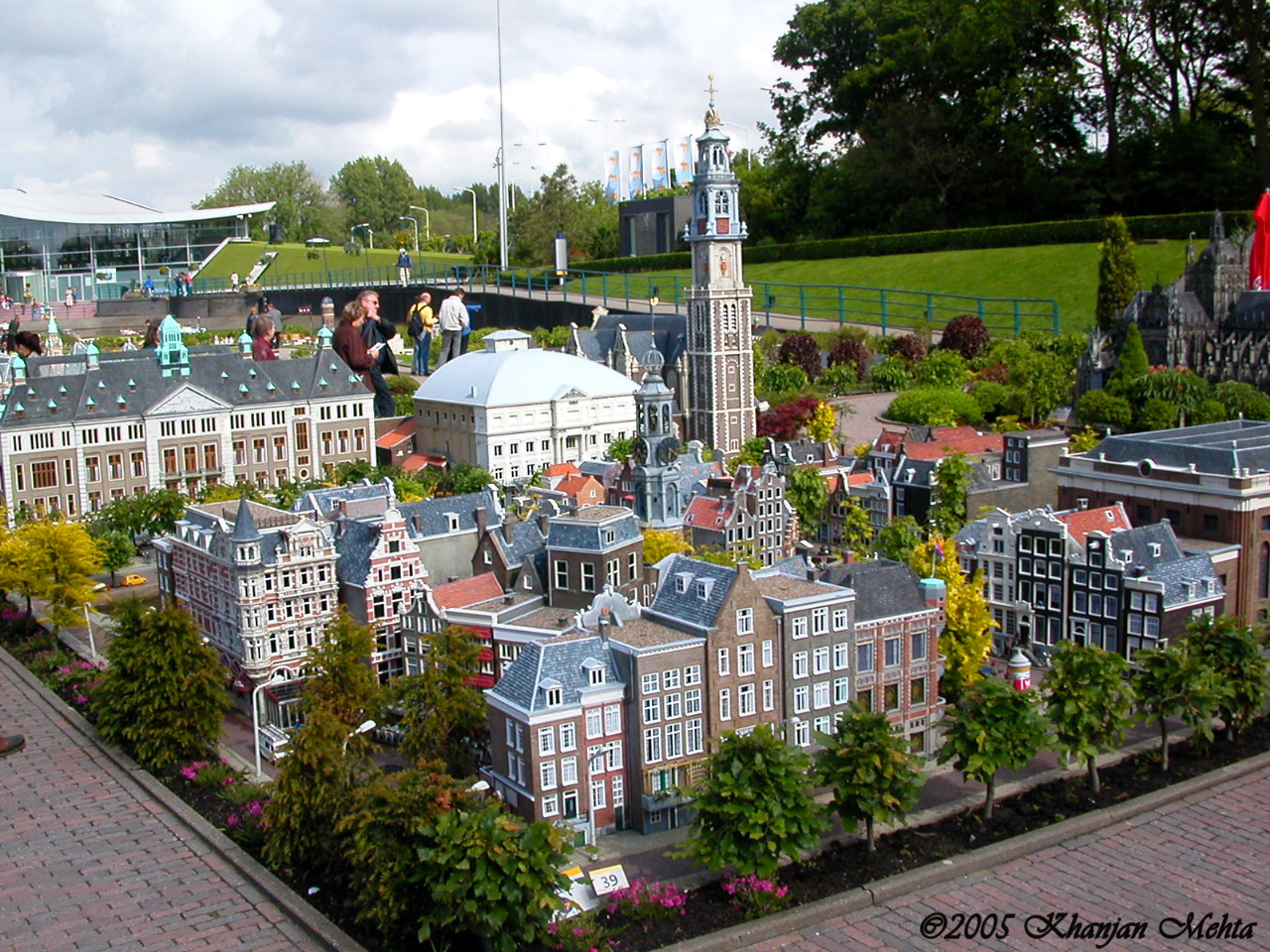 Lori's Blog : Missing 'The Madurodam'