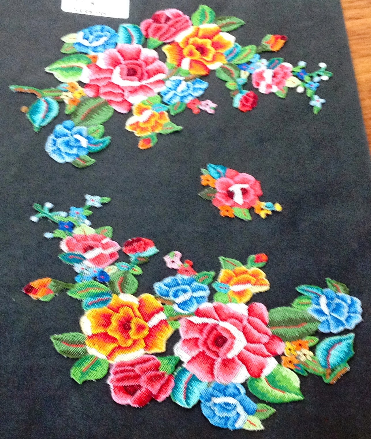 Petit Point Saree Borders - 9388816504: Saree Buttas- petit point