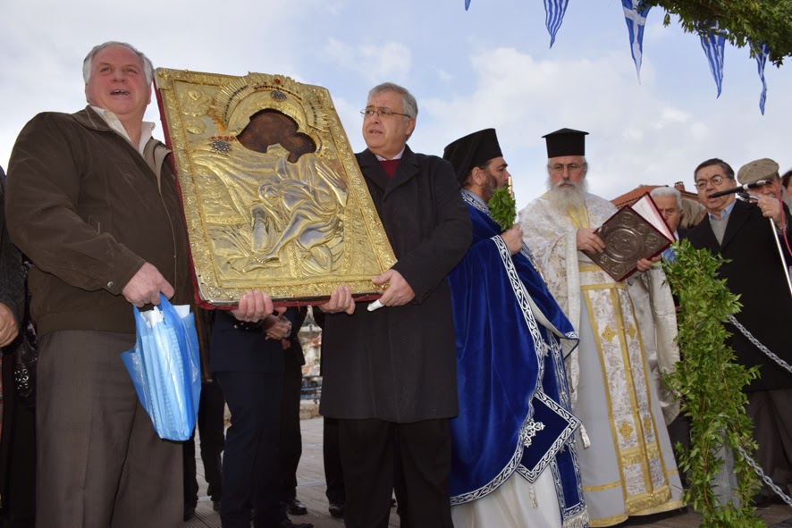 Η Λίμνη και οι φωτογραφίες μου: Ο ΑΓΙΑΣΜΟΣ ΤΩΝ ΥΔΑΤΩΝ ΣΤΗ ΛΙΜΝΗ ΕΥΒΟΙΑΣ