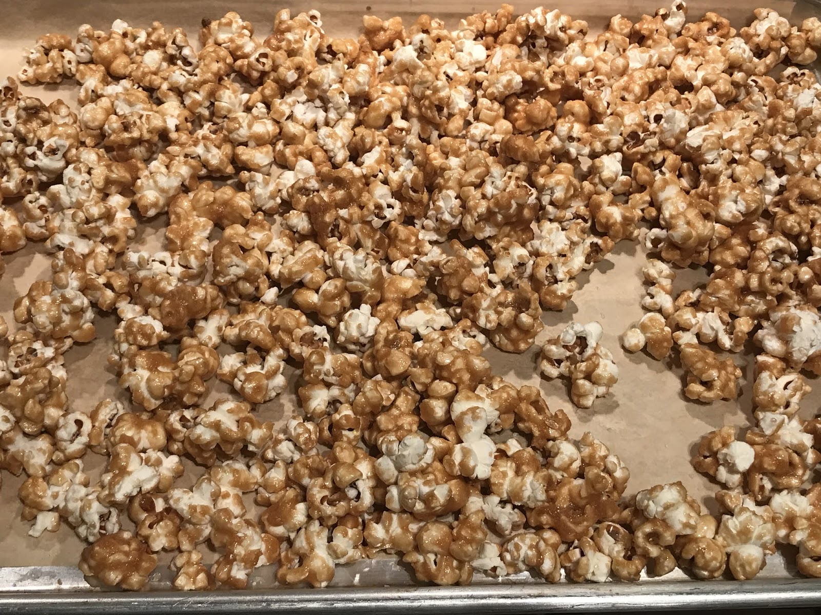 Coco's Cooking: Salted Caramel Popcorn