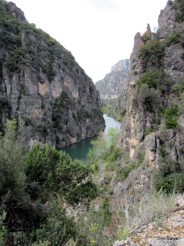 TRINI Y SALVA: Congost del Mu - de Alós de Balaguer a Camarasa