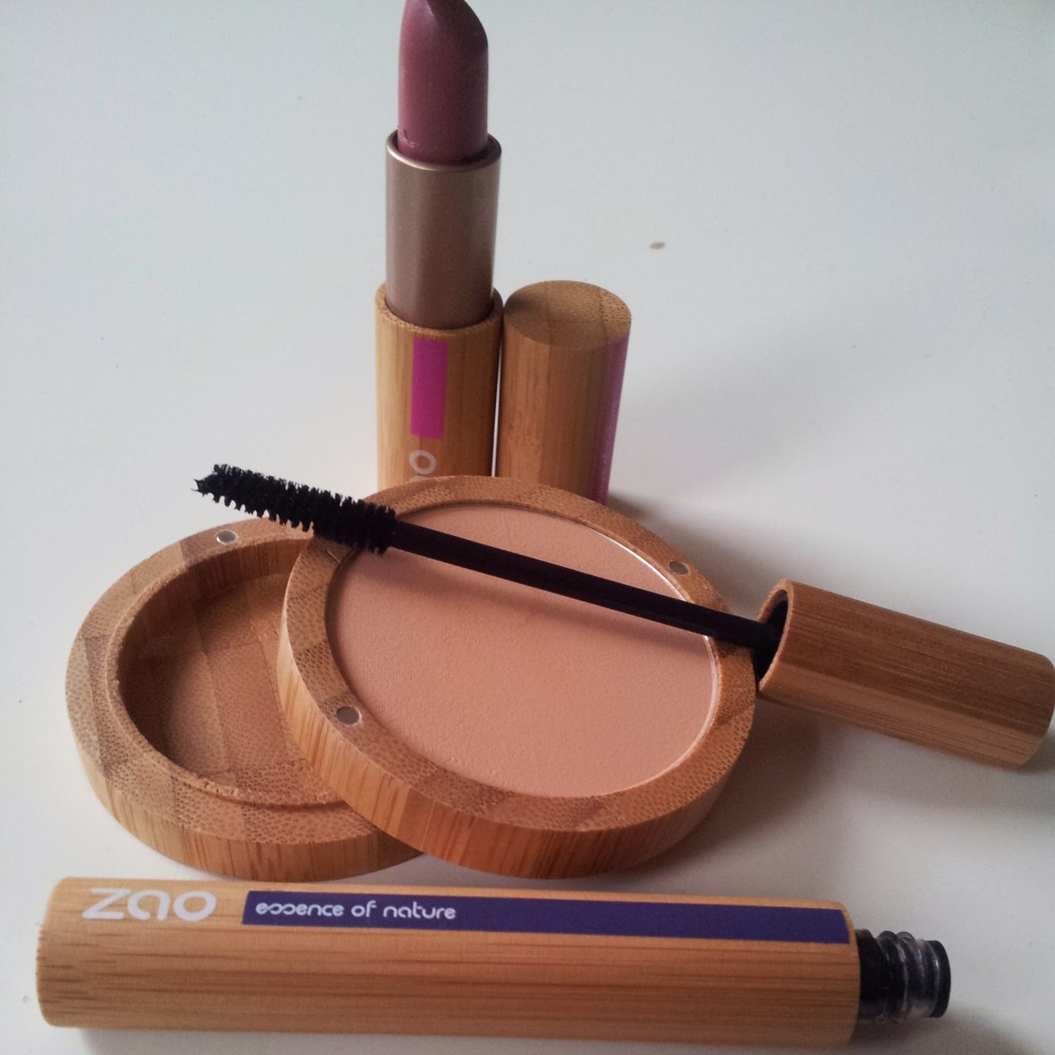 Zao Organic Makeup - Get Lippie