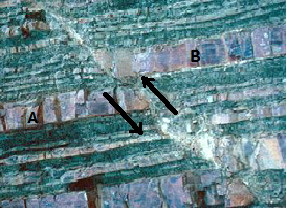 Os Z´s da Ciência: Falha da praia de Ribeira d'Ilhas: falha normal ou ...