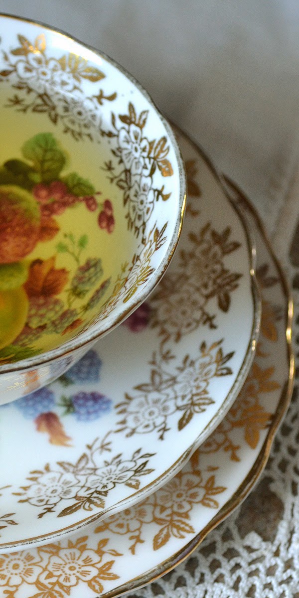 Artful Affirmations: Tea Cup Tuesday-Happy Thanksgiving!