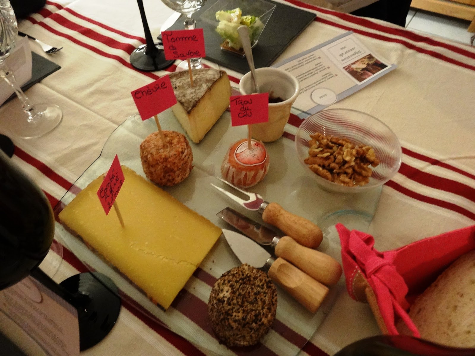 Une semaine Un menu Une soirée: Repas autour des vin