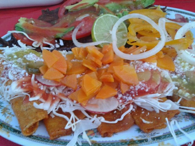 Jaime Ramos Méndez: Enchiladas con cecina estilo Michoacán - Fotografía ...