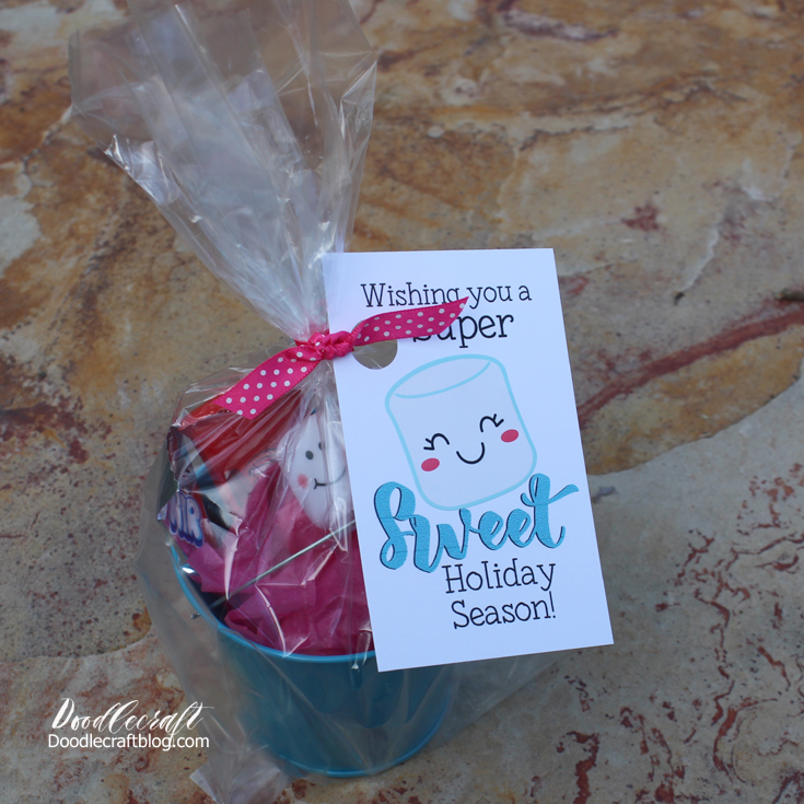 Super Sweet Holiday Treat Bucket with Printables!
