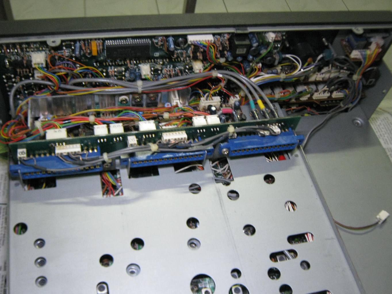 MEDAN RADIO: Yaesu FT-767GX