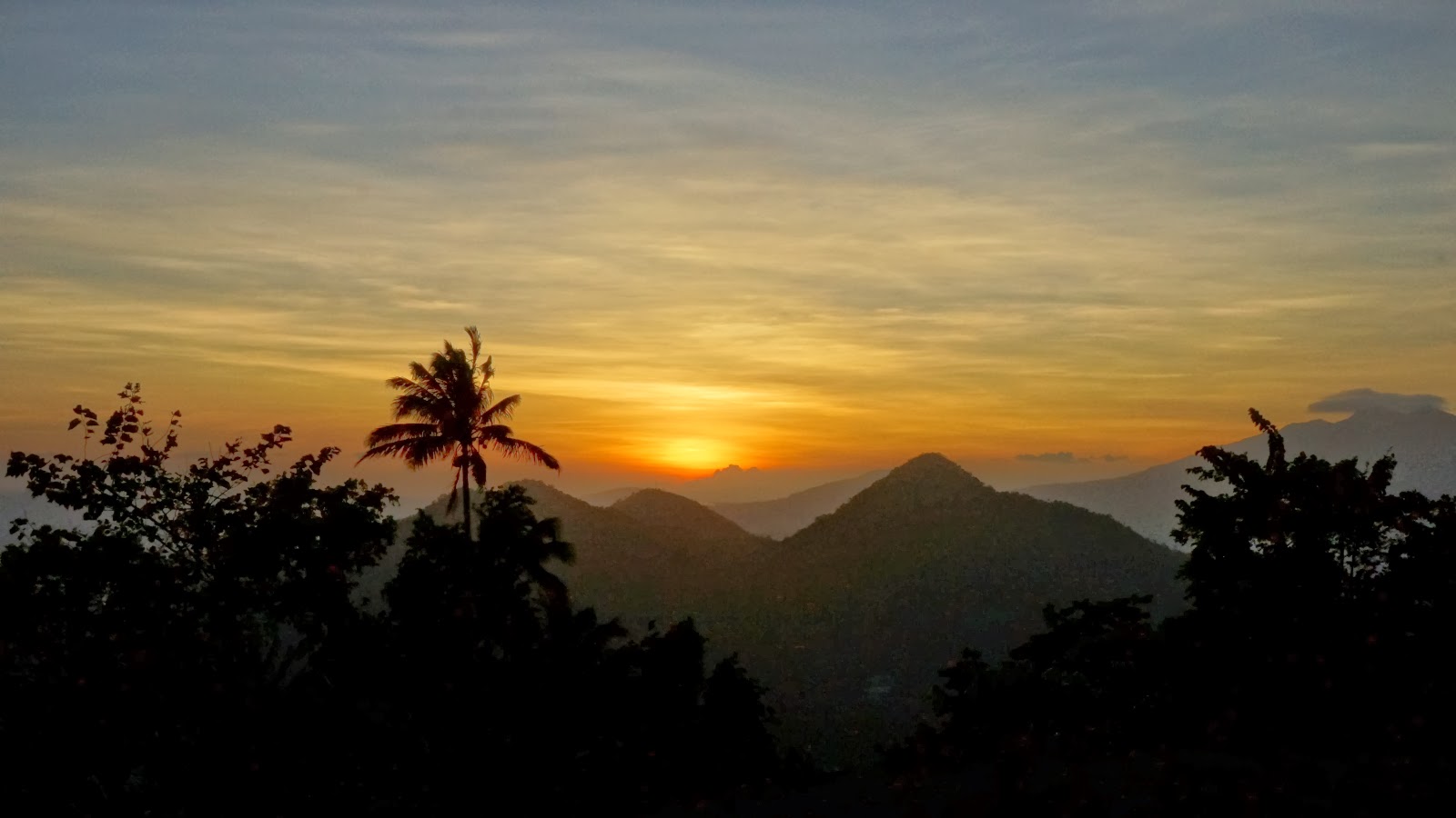 Life as Eu Know It: Mt. Mabilog (Laguna, Philippines)