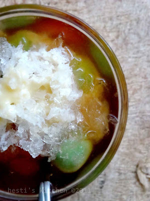 HESTI'S KITCHEN : yummy for your tummy: Es Ronde