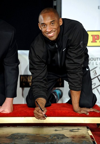 Kobe Bryants Hand & Footprint Ceremony | Media Crumbs