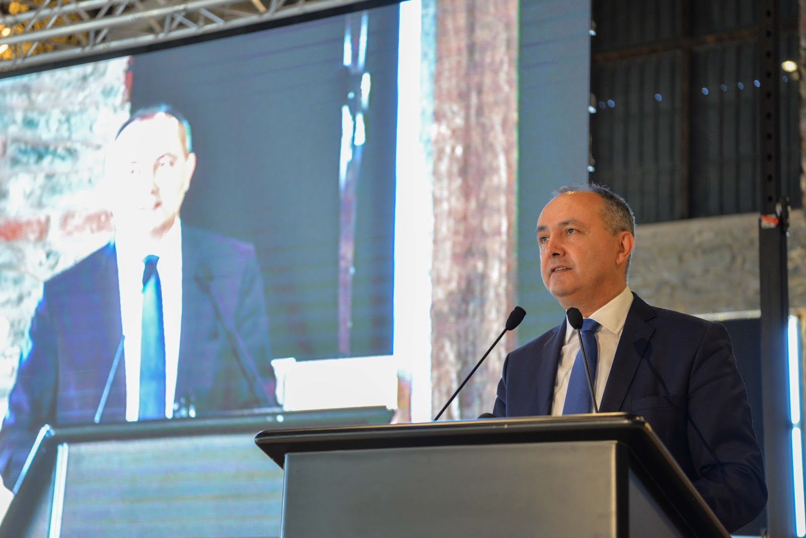 Η ΦΩΝΗ ΤΗΣ ΕΠΑΡΧΙΑΣ ΛΑΓΚΑΔΑ: Θ. ΚΑΡΑΟΓΛΟΥ: "ΤΟ ΔΑΚΡΥ ΤΟΥ ΕΘΝΑΡΧΗ ...