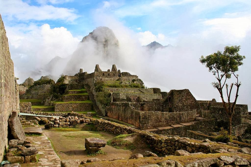 Machu Picchu: Diverse Perspectives ~ Kuriositas