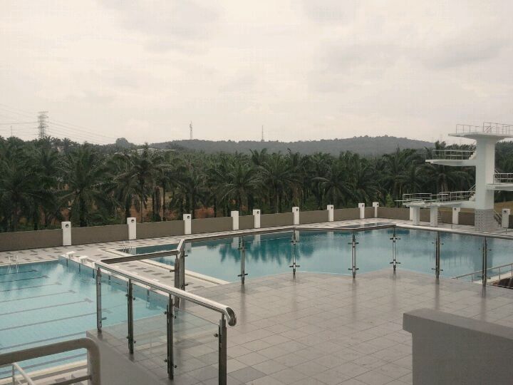 CT: KOLAM RENANG UTM