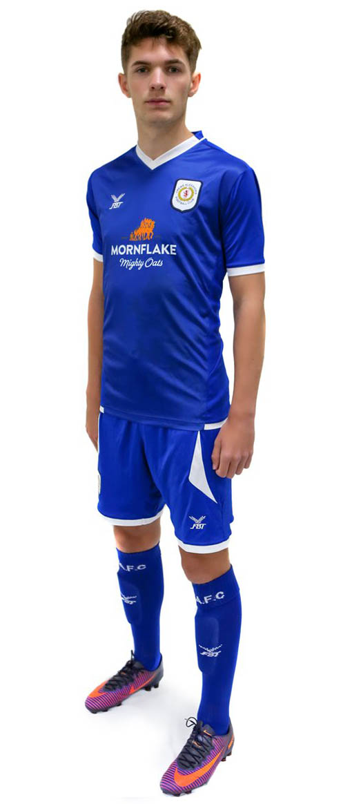 FBT Crewe Alexandra 17-18 Home & Away Kits Released - Footy Headlines