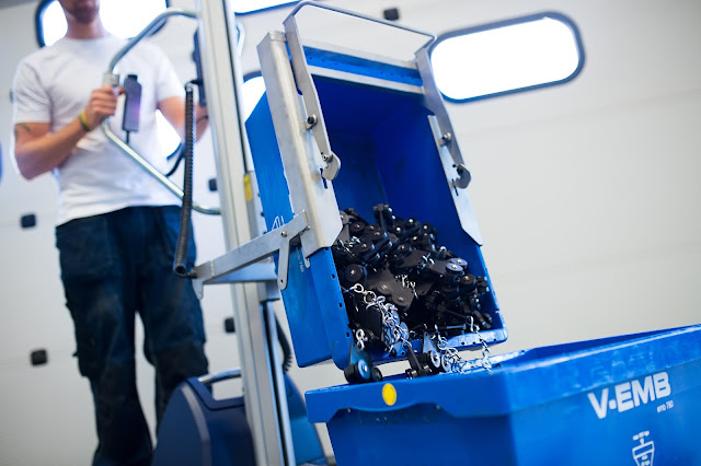 Ergonomic Lifting Equipment in the Workplace