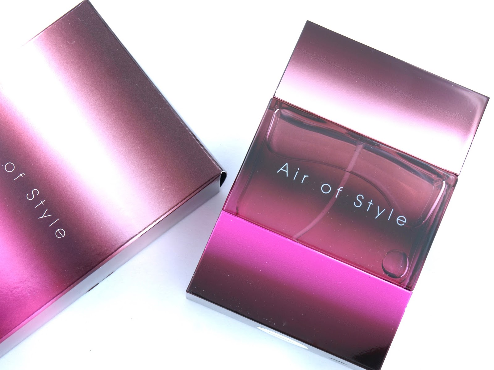 MAC Air of Style Fragrance Blend: Review | The Happy Sloths: Beauty ...