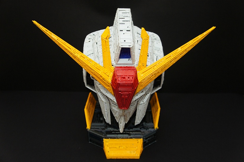 GUNDAM GUY: MSZ-006 Zeta Gundam Head Made of Gunpla Runners - Custom Build