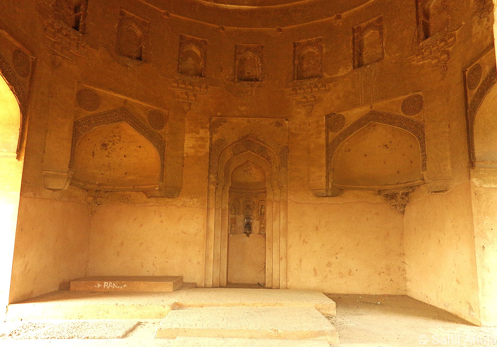 Pixelated Memories: Azim Khan's Tomb, New Delhi