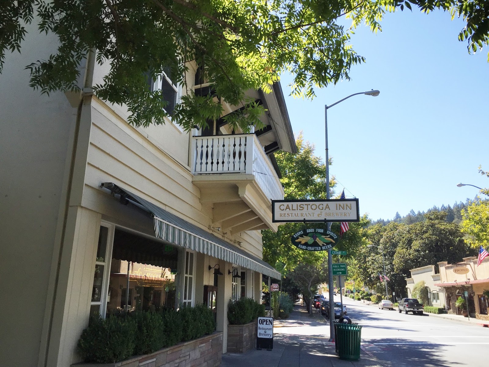 フード＆ワインの日々: ナパ グルメ：Calistoga Inn Restaurant & Brewery（カリストガ イン レストラン＆ブリ ...