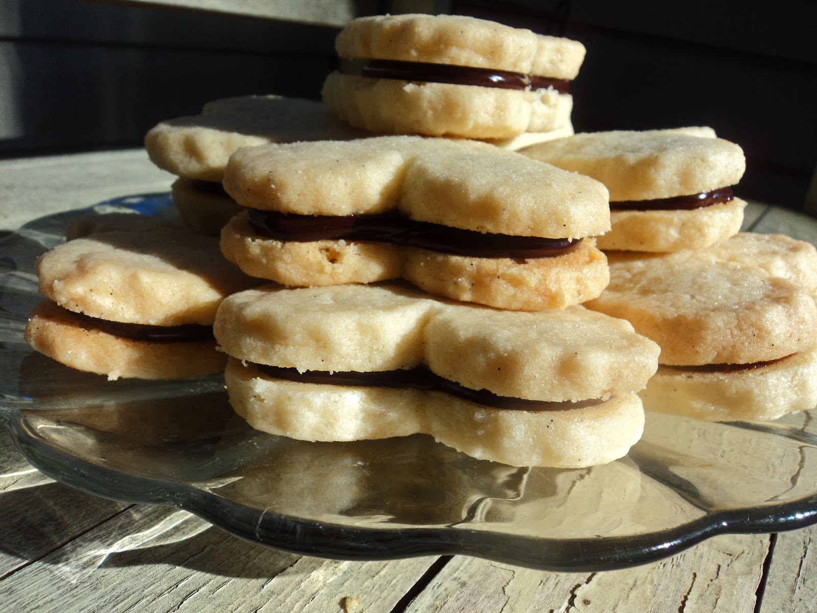 Sweet & Salty Southern Comfort: Vanilla Shortbread Sandwich Cookies