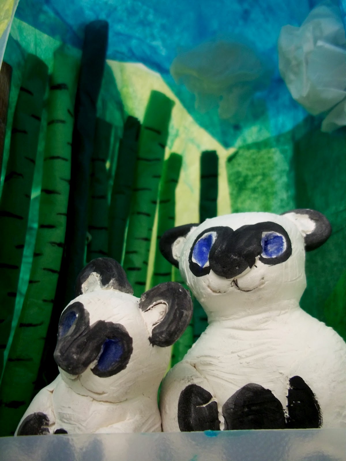 Monument Valley Regional Middle School Art Class: Clay Animals in their ...