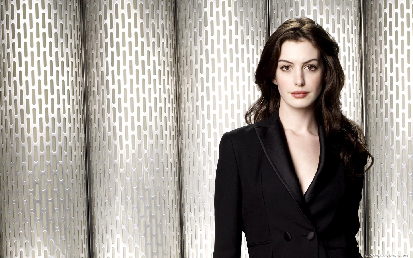 Anne Hathaway HD Wallpapers ~ Free Wallpapers Download