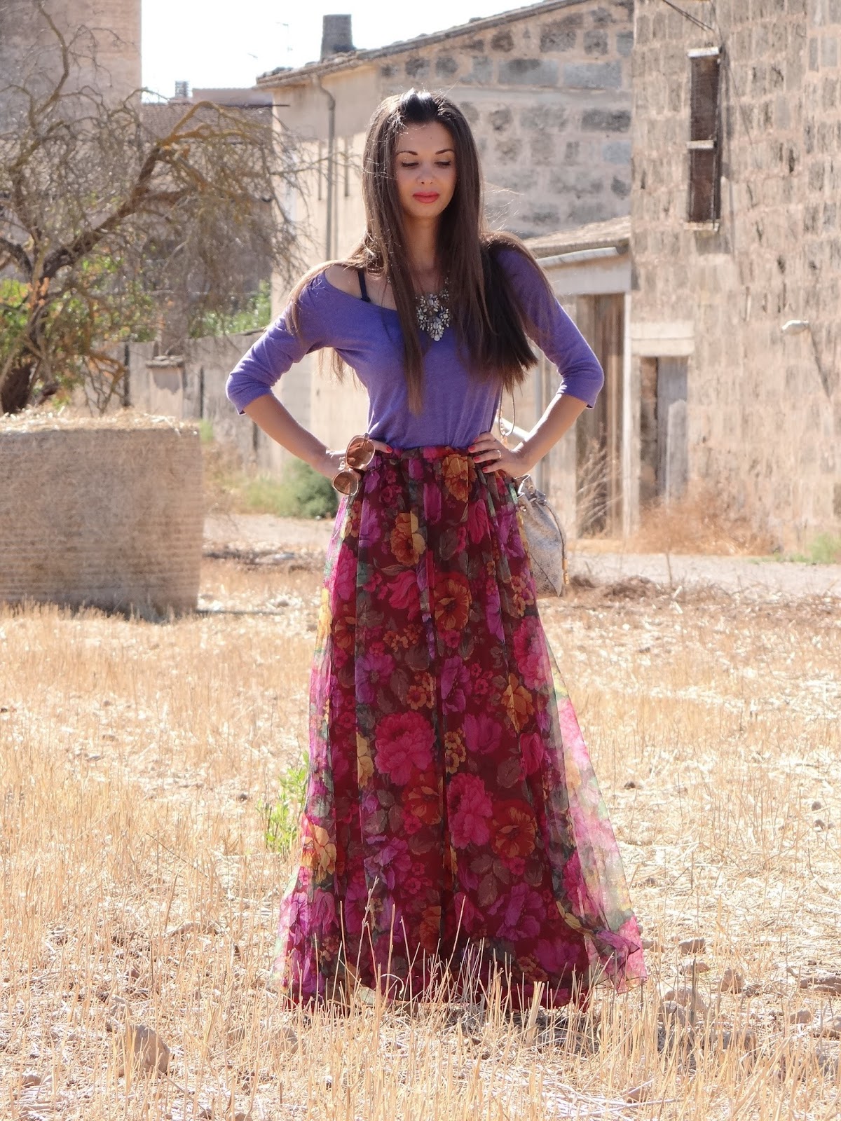 Simona Tucu: Fusta maxi vintage cu motive floare