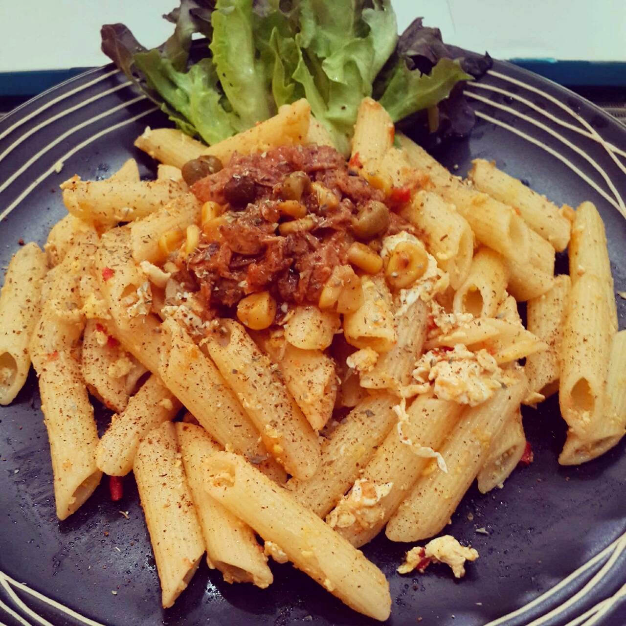 DAMNBOIZ: PENNE TUNA CALABRESE