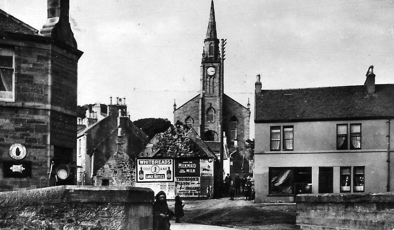 Tour Scotland: Old Photograph High Kirk Stevenston Scotland