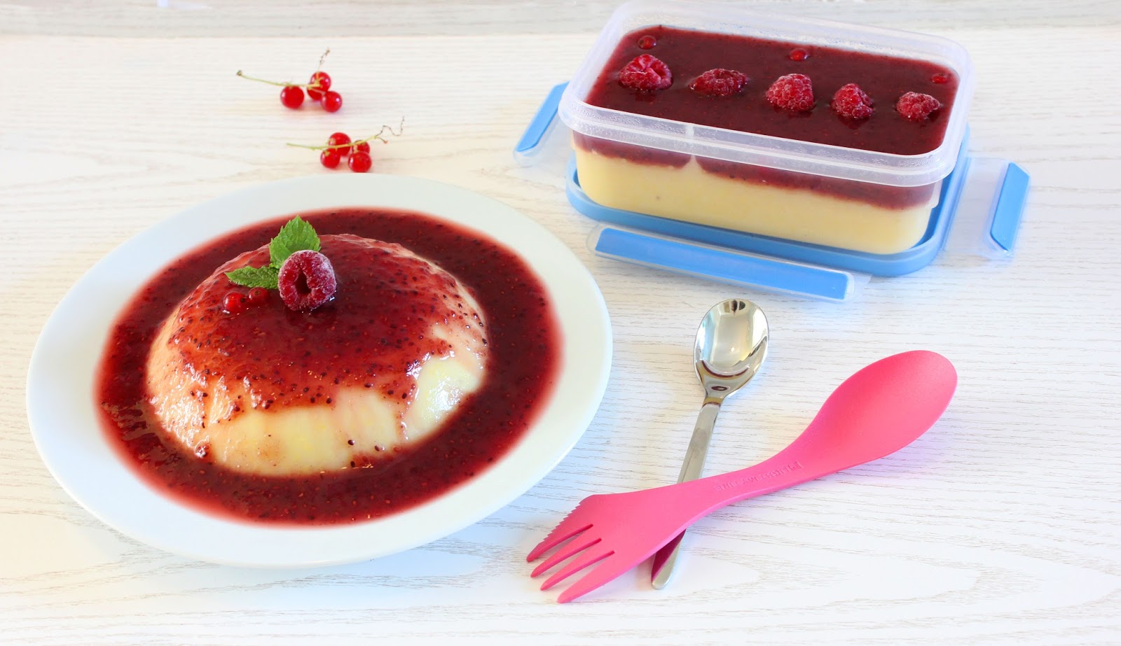 Polenta-Puddingdessert mit Smoothie