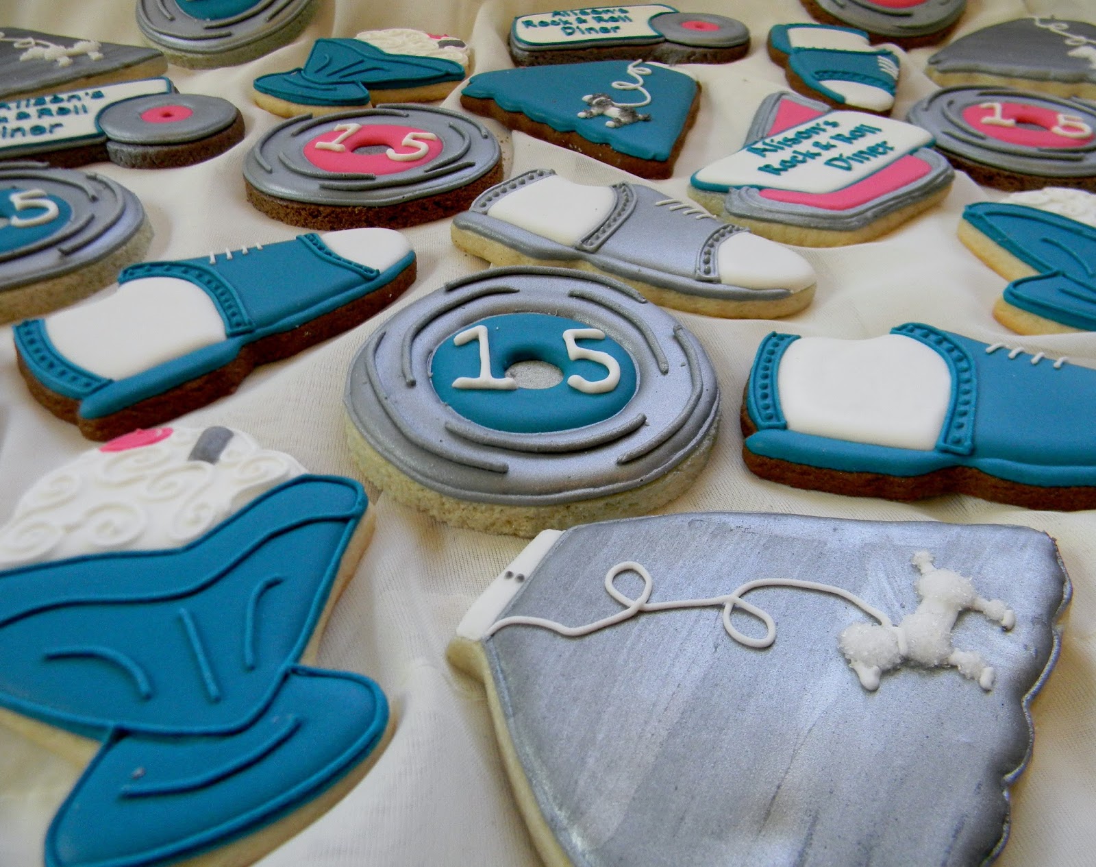 Sweet Melissa's Cookies: Quinceañera Cookies: 50's Rock and Roll Diner ...