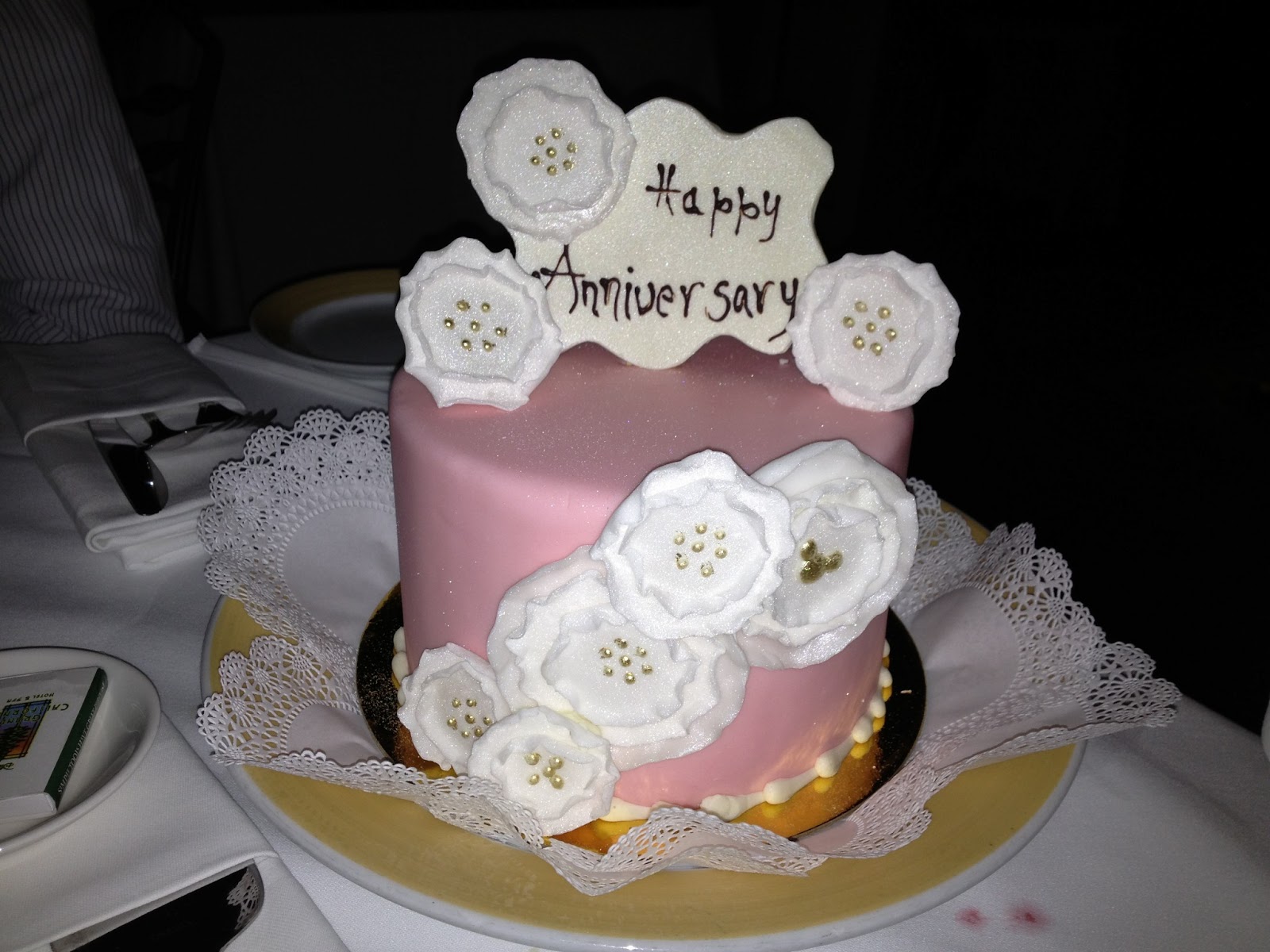 The Sixth Floor Balcony Sweetheart Dinner at Disney's Grand Californian ...