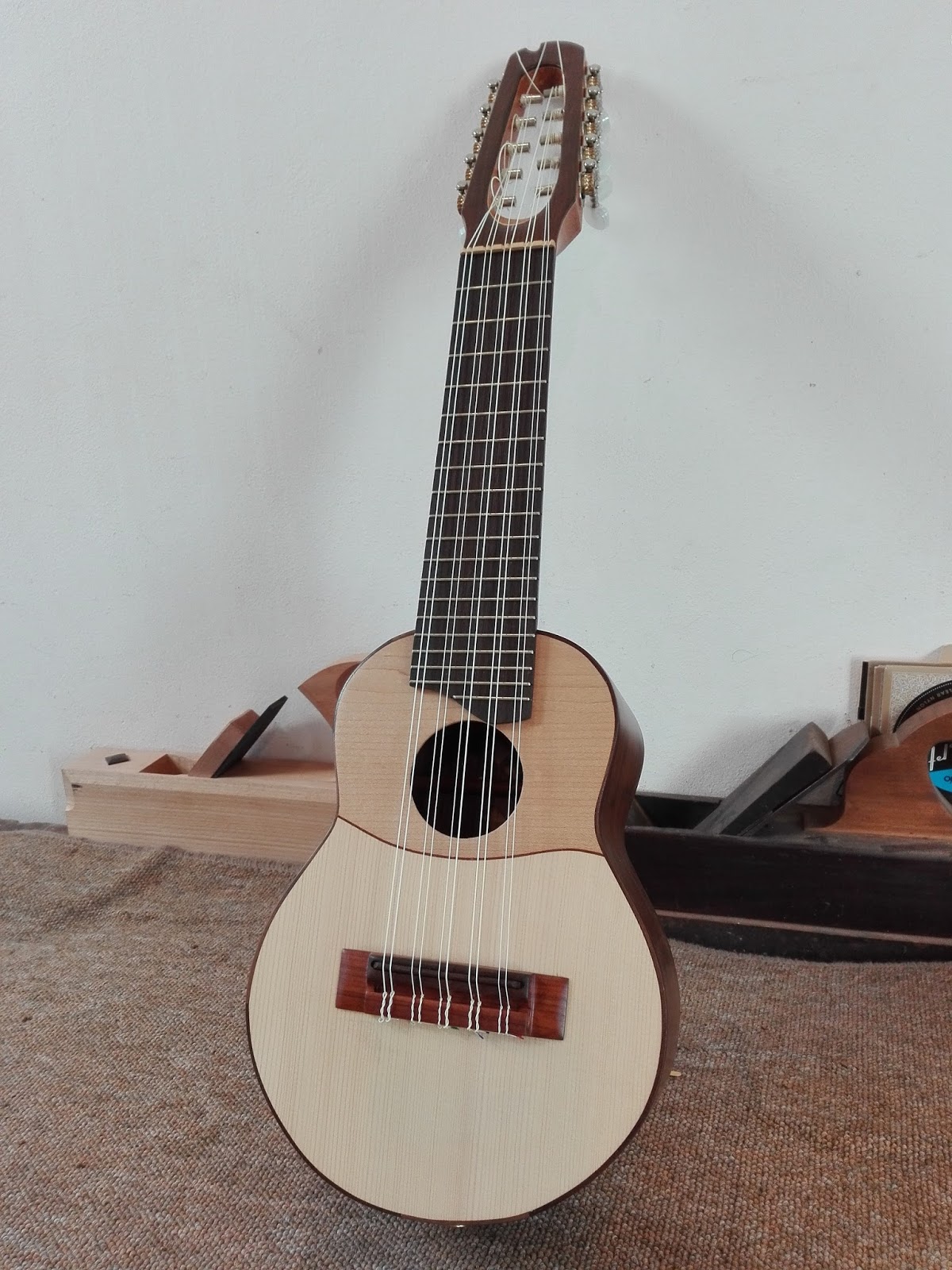 leandro cicconi - artesano luthier: Cordófonos..