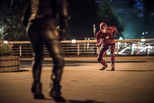 SNEAK PEEK : "The Flash: Paradox"