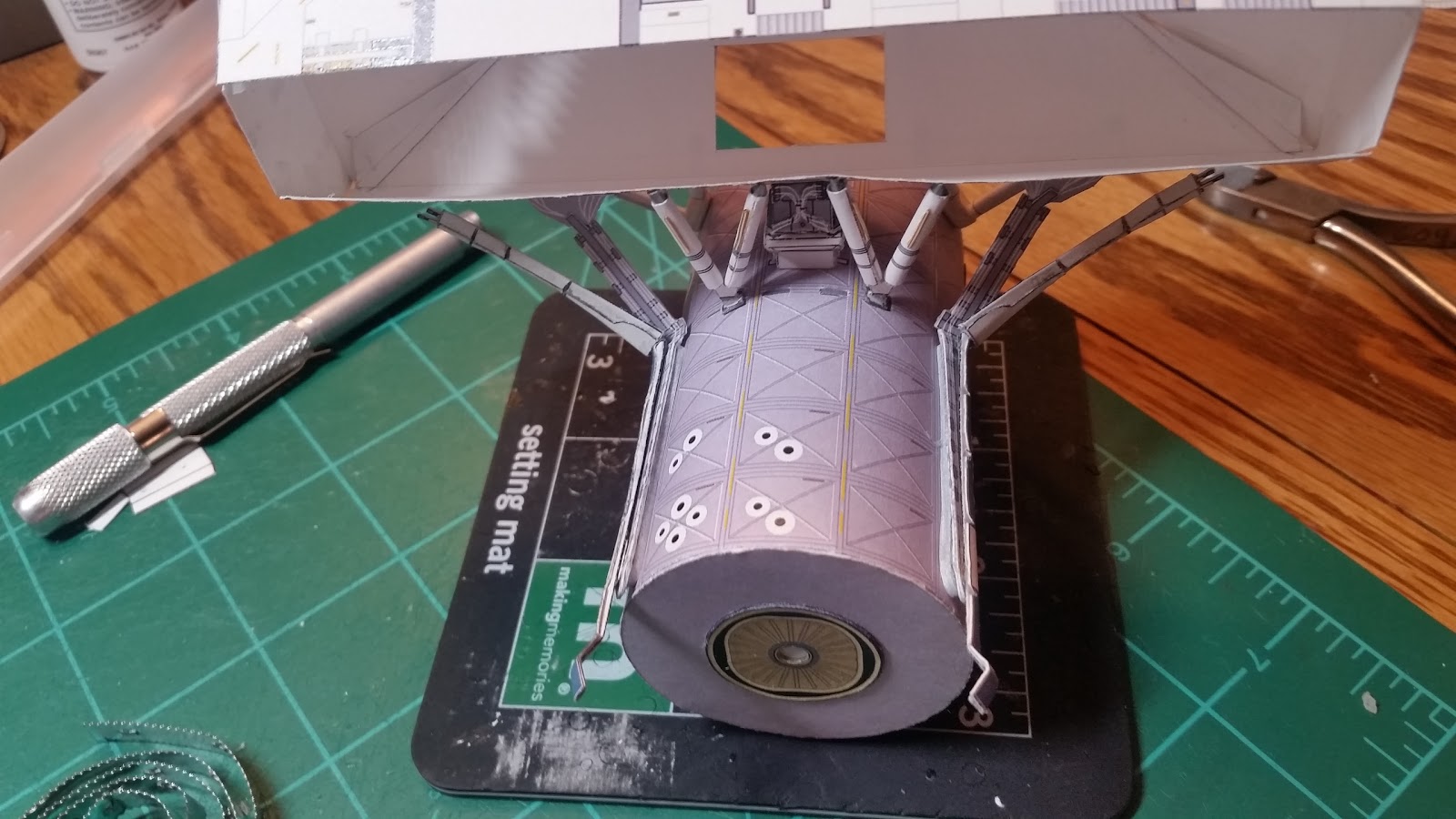 A"Mays"ing Papercraft: A New Destiny