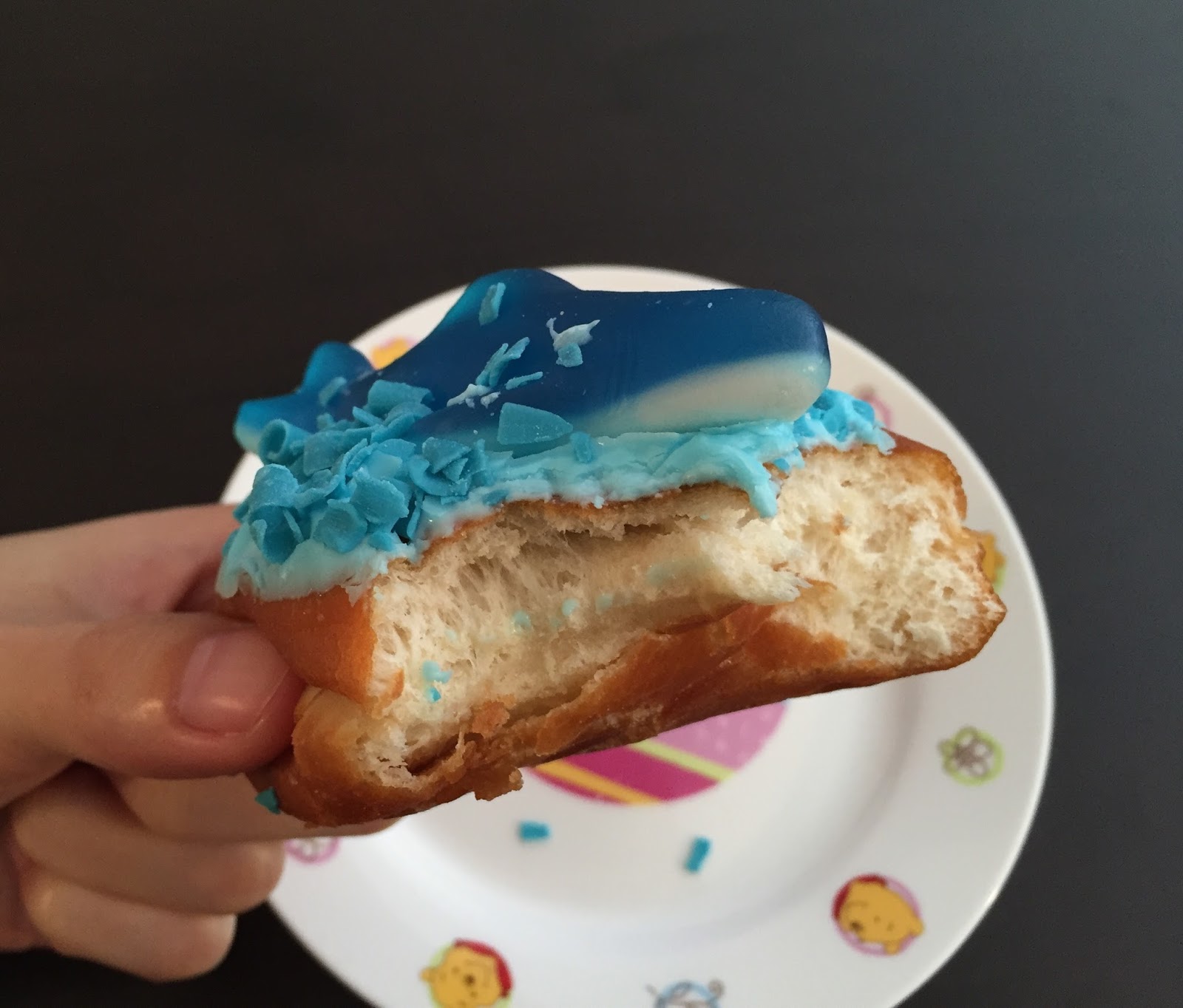 Shark Week Donut From Seven Eleven / セブンイレブンのシャークウィーク ドーナツ ~ I'm Made ...