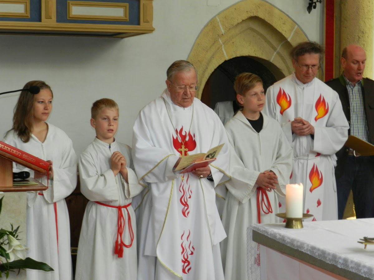 OBERPINZGAU - PREISE DEN HERRN: Firmung 2014 in Neukirchen durch Prälat Dr. Matthäus Appesbacher