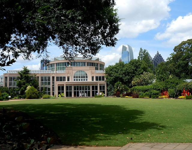 My Virtual Garden 2: Chihuly in Atlanta II