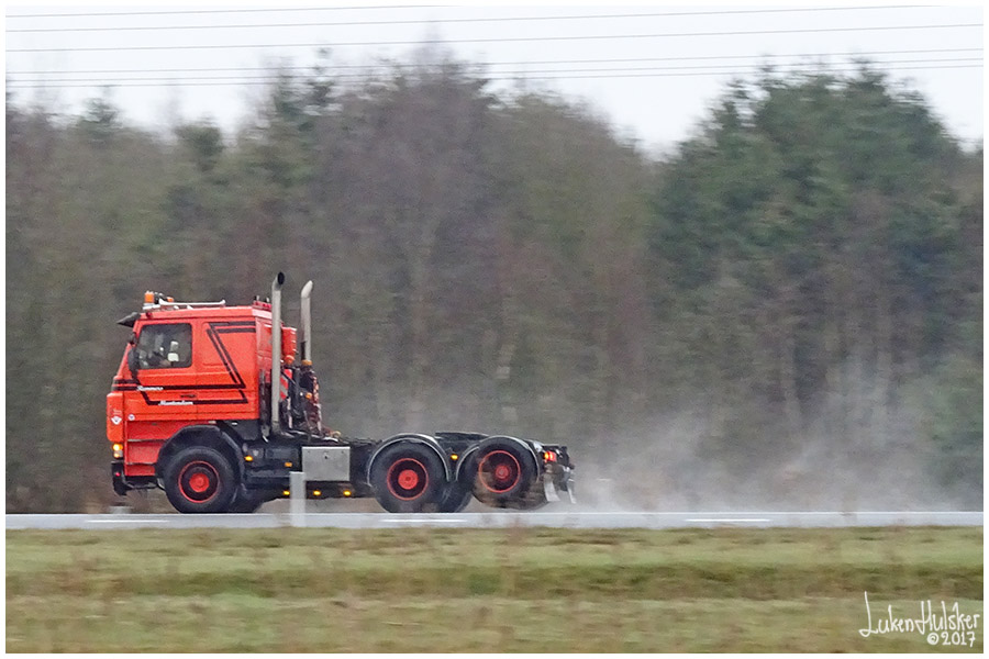 SCANIA: Scania 143E V8 420 Remmers Transport Muntendam