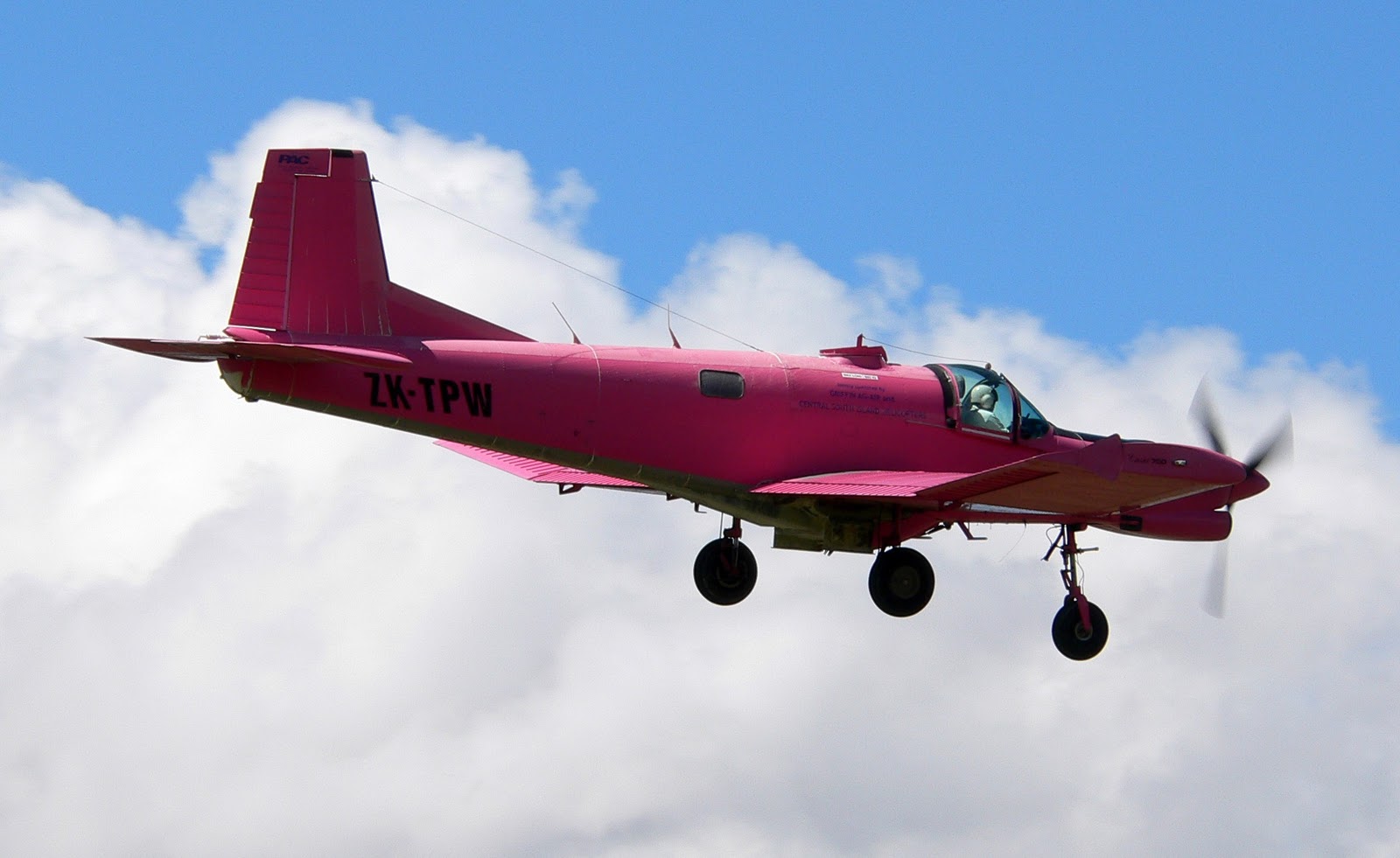 NZ Civil Aircraft: The Pink One.
