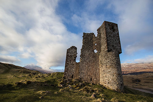 Ardvreck Castle Sutherland Scotland - Britain All Over Travel Guide