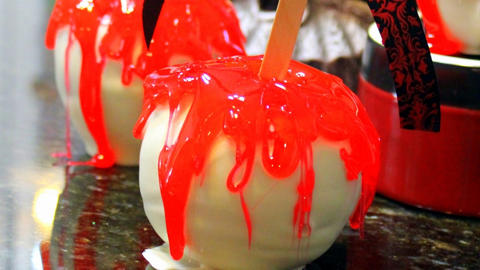 52 Ways to Cook: Bloody Candy Apples - 52 Snacks for Children's Church