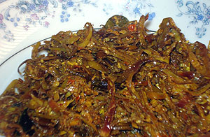 BEST FOOD RECIPES IN SRI LANKA: Kehel Muwa Thel Daala (Tempered Banana ...